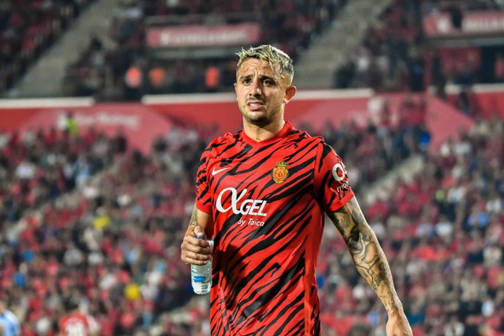 💣💥 Aseguran que Pablo Maffeo jugará en el Sevilla FC - Ficherio